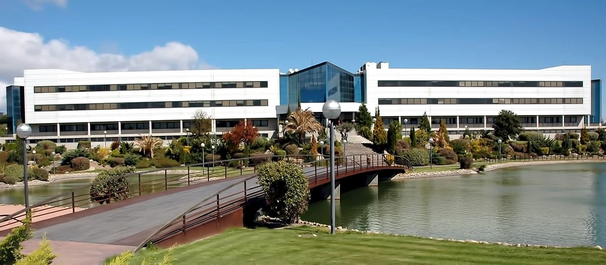 Las Encinas | ELITE: The New Chapter Wiki | Fandom