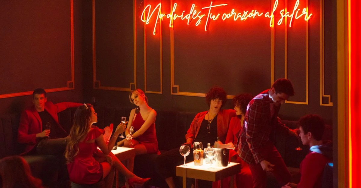 Red Party | Wiki Élite | Fandom