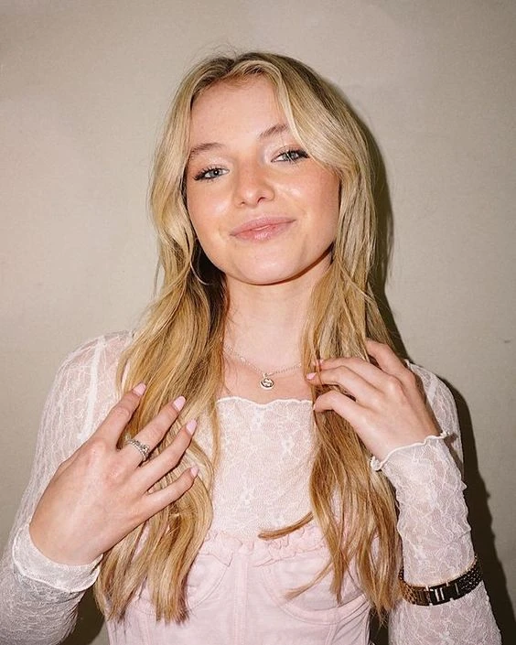 Sharlize True | Elliana Walmsley Wiki | Fandom