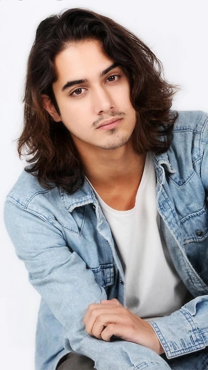 Miguel Hernandez | Ellis Sisters Wiki | Fandom
