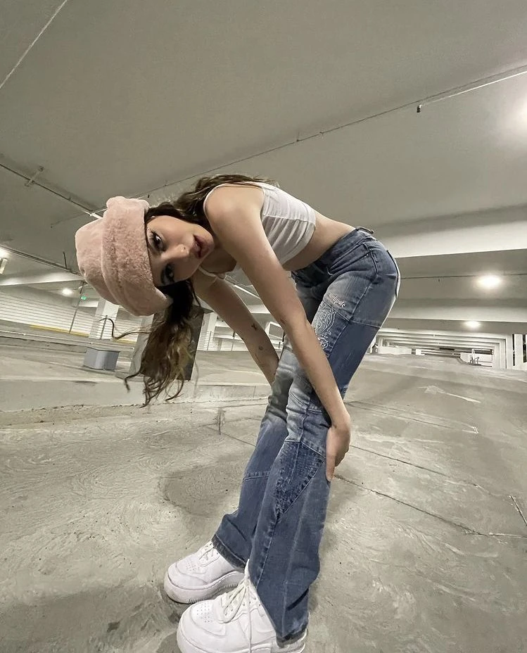 3/24/2021 Photoshoot | Ellise Wiki | Fandom