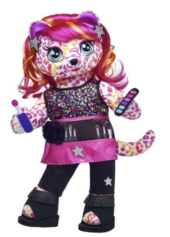 Keely | Emily and Lucy Wiki | Fandom