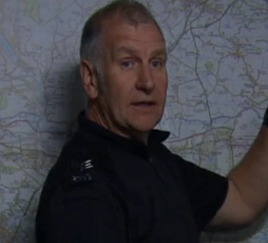 Desk Sergeant (Philip Lightfoot) | Emmerdale Wiki | Fandom