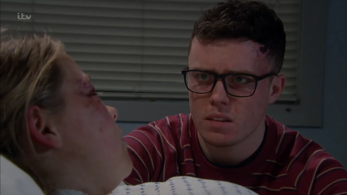 Episode 9263 (18th January 2022) | Emmerdale Wiki | Fandom