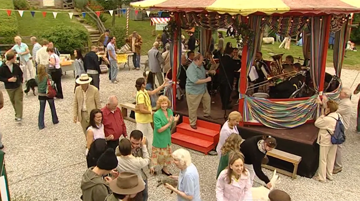 Episode 4150 (13th September 2005) | Emmerdale Wiki | Fandom