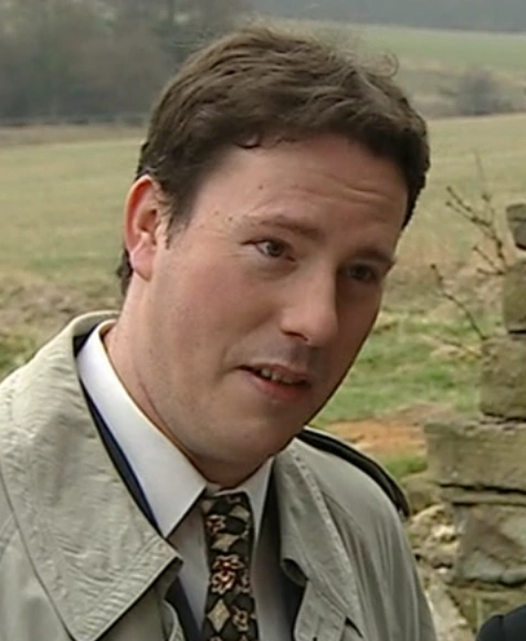 Reporter (Mark Wadsworth) | Emmerdale Wiki | Fandom