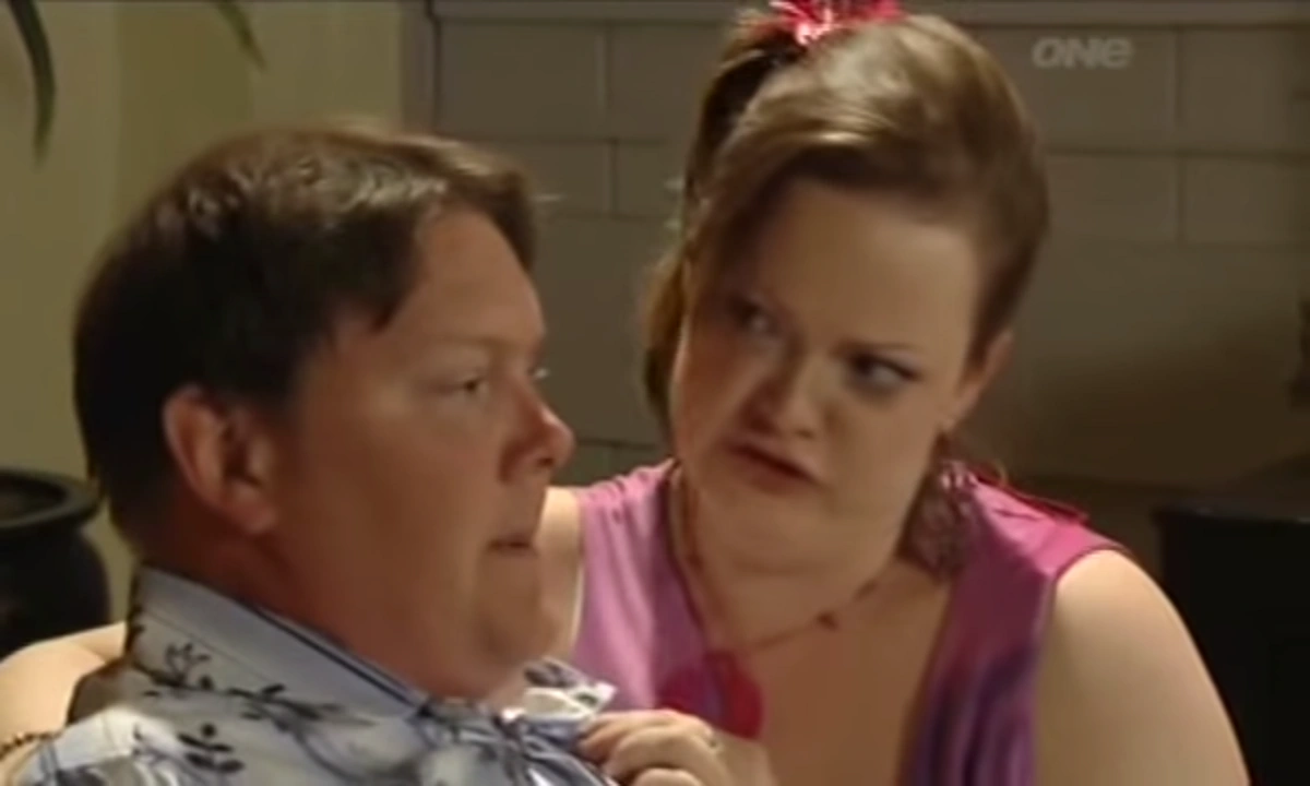 Episode 4102 (18th July 2005) | Emmerdale Wiki | Fandom