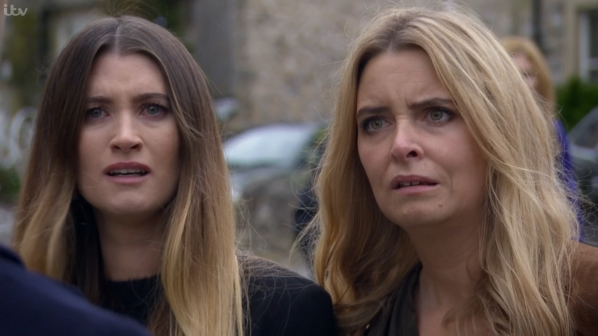 Episode 8034 (4th January 2018) | Emmerdale Wiki | Fandom Episode 8034 (4th January 2018) | Emmerdale Wiki | Fandom