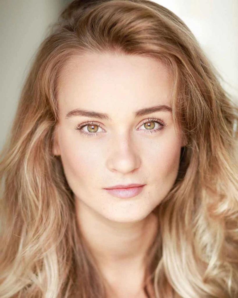 Holly Ellis | Emmerdale Wiki | Fandom