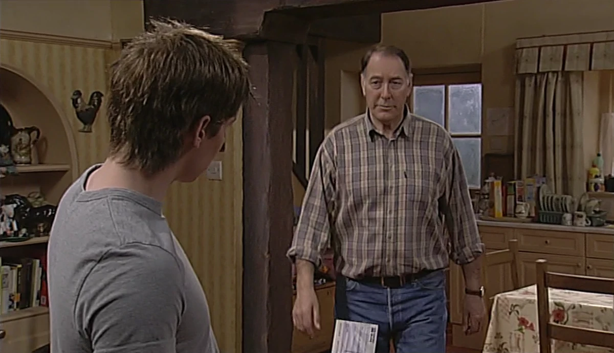 Episode 4084 (27th June 2005) | Emmerdale Wiki | Fandom