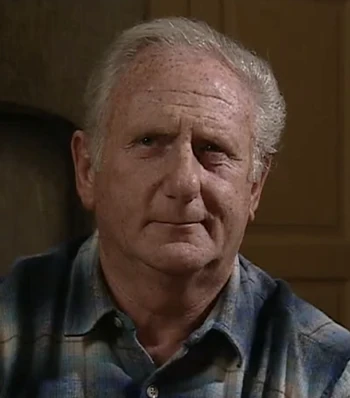 Len Reynolds | Emmerdale Wiki | Fandom