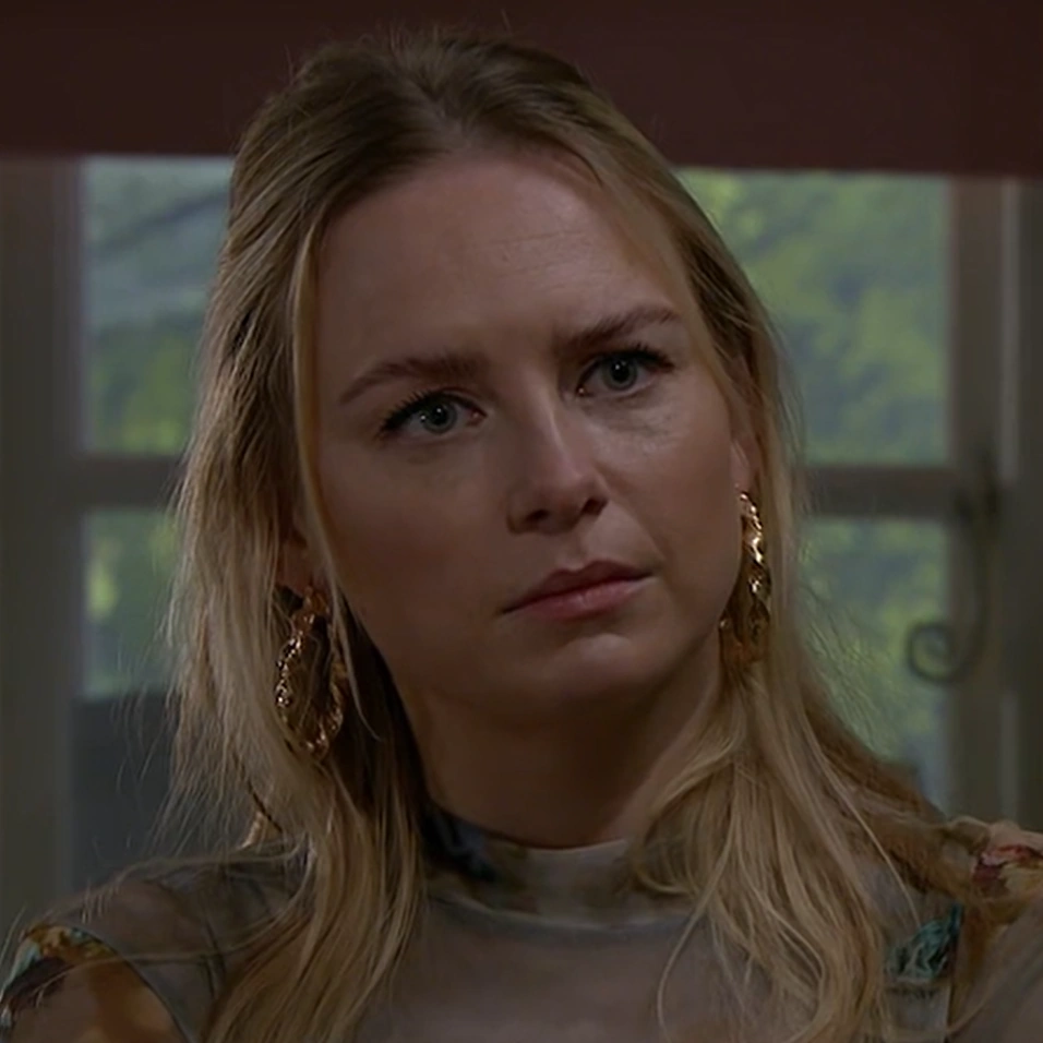 Amy Barton | Emmerdale Wiki | Fandom