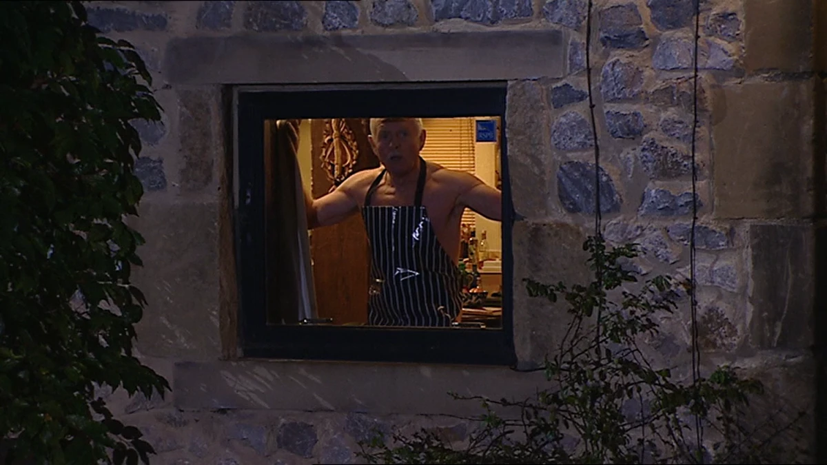 Episode 3952 (18th January 2005) | Emmerdale Wiki | Fandom