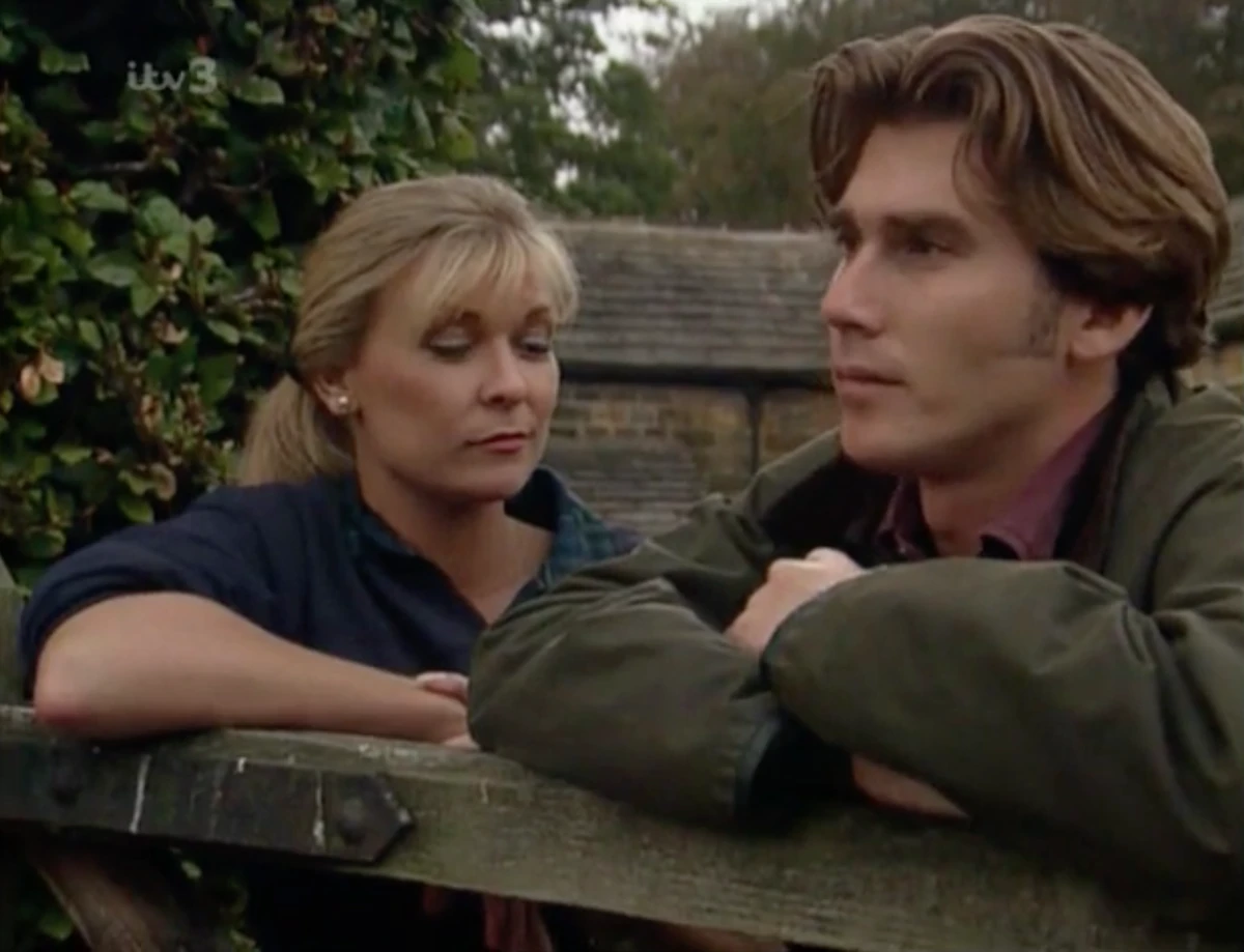 Episode 2017 (12th October 1995) | Emmerdale Wiki | Fandom