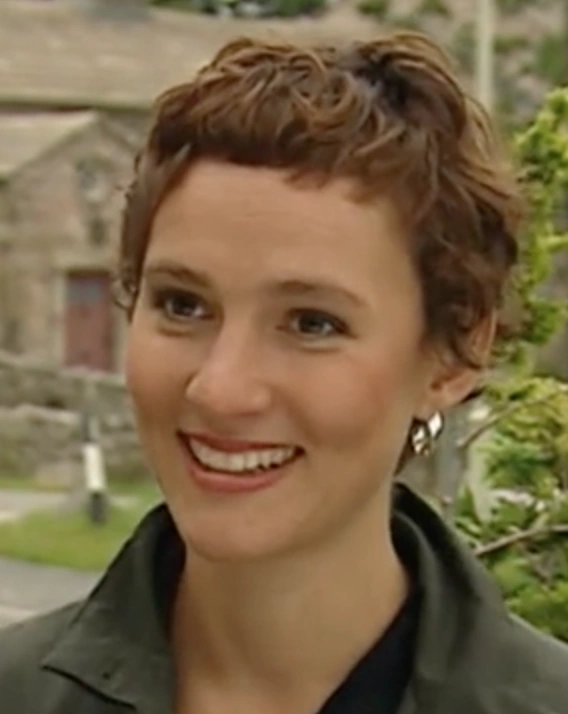 Bev Mansfield | Emmerdale Wiki | Fandom