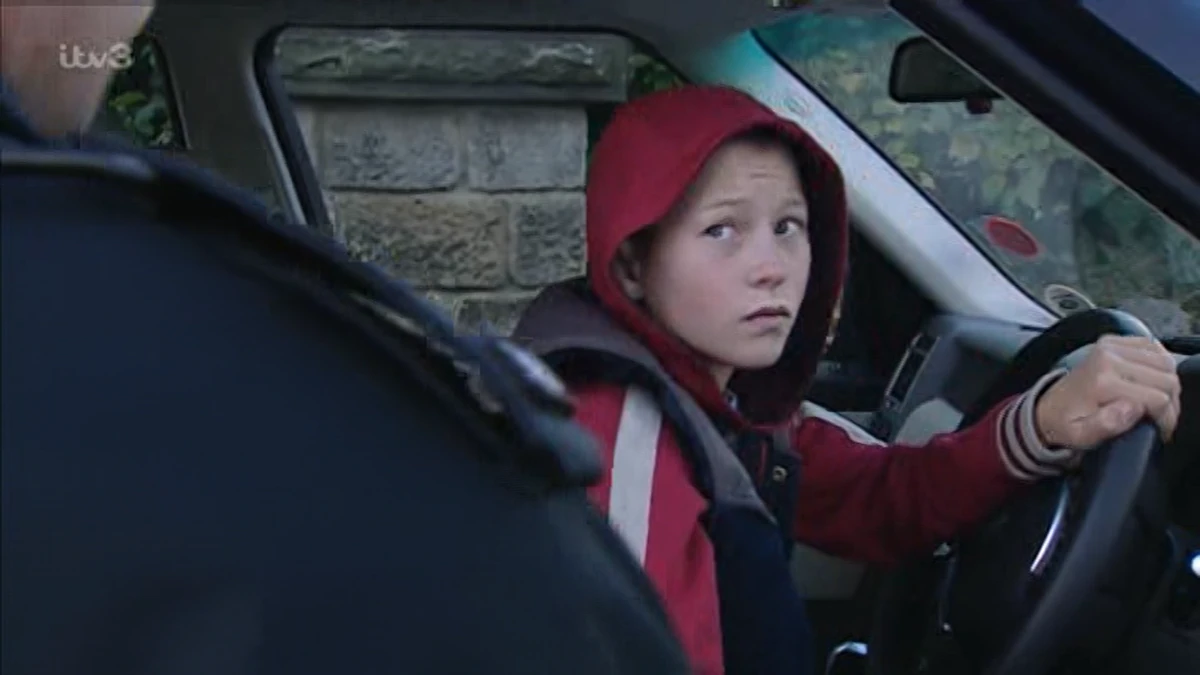 Episode 3609/3610 (16th December 2003) | Emmerdale Wiki | Fandom