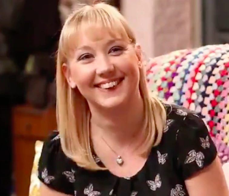 Laura Shaw | Emmerdale Wiki | Fandom