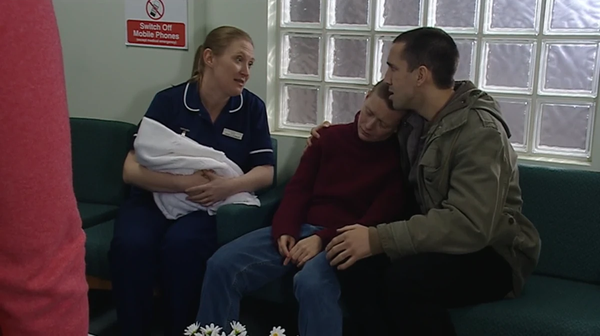 Episode 4289 (19th February 2006) | Emmerdale Wiki | Fandom