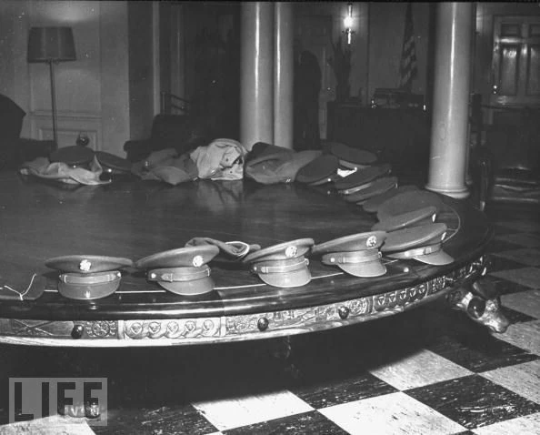 The Round Table | Empire Wiki | Fandom