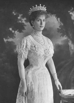 Margaret II | Enchatress Monachary Wiki | Fandom