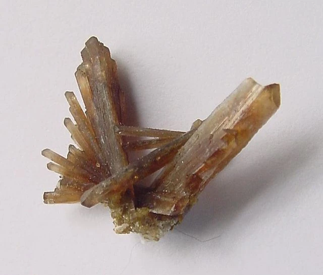 Childrenite | Encyclopedia gemstonia Wiki | Fandom