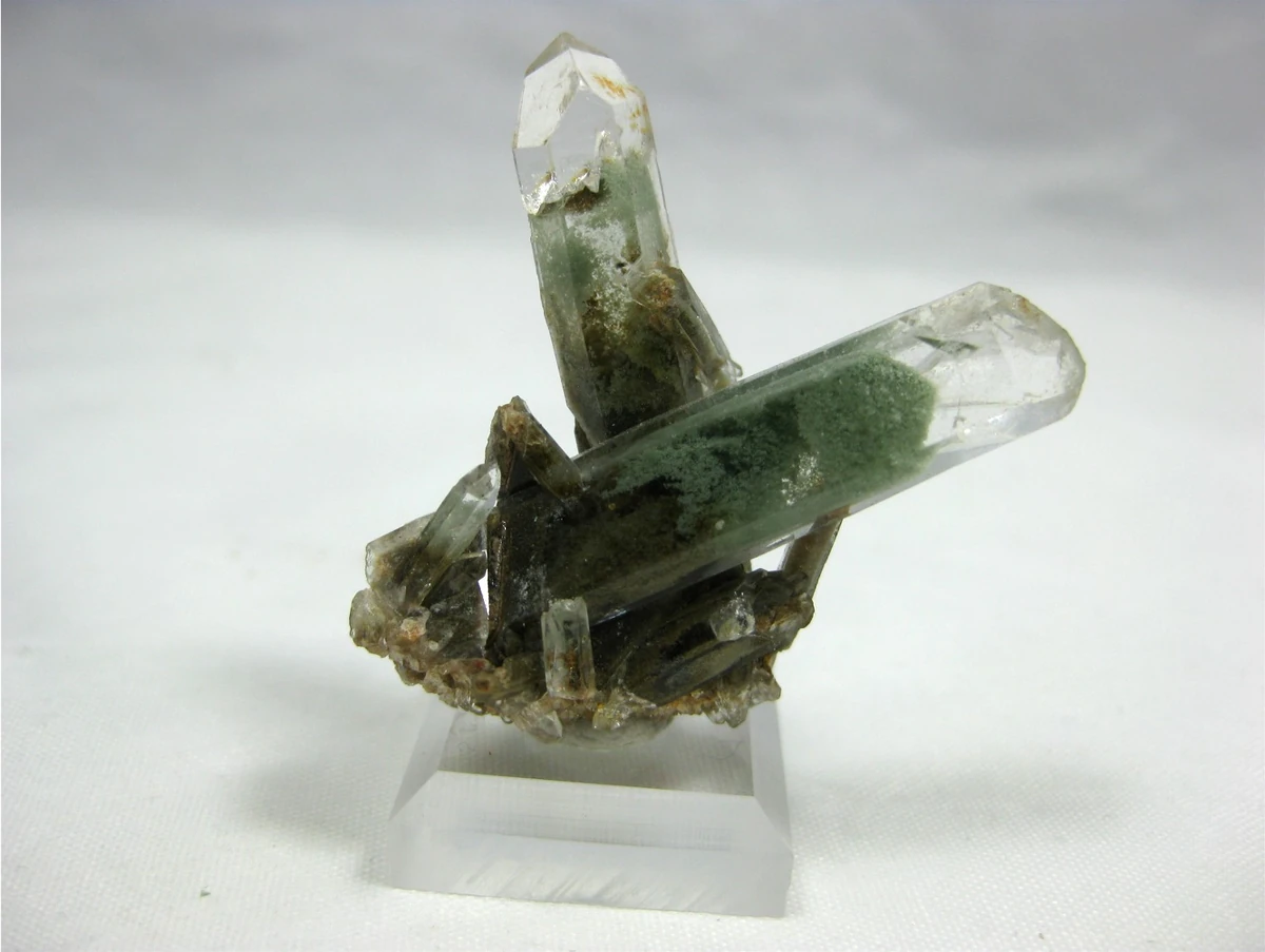 Chlorite quartz | Encyclopedia gemstonia Wiki | Fandom
