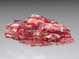 Alurgite | Encyclopedia gemstonia Wiki | Fandom