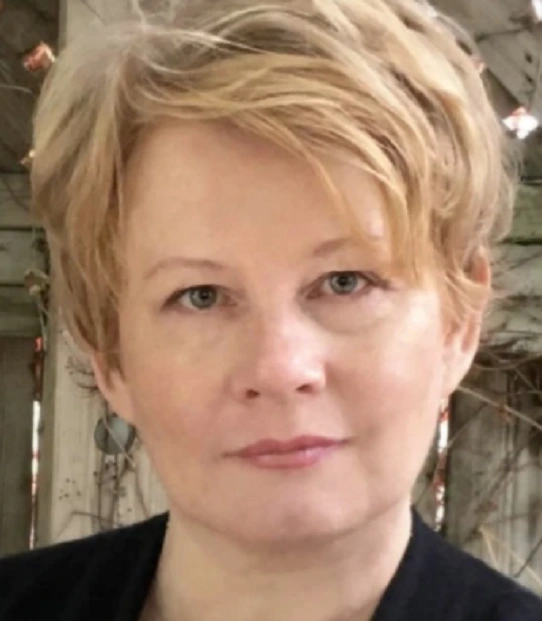 Elizabeth Saunders | English Voice Over Wikia | Fandom