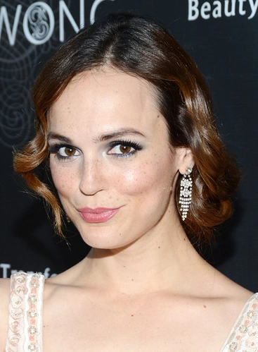 Erin Cahill | English Voice Over Wikia | Fandom