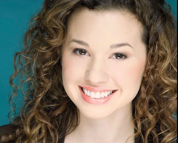 Jessica Smolins | English Voice Over Wikia | Fandom