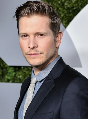 Matt Czuchry | English Voice Over Wikia | Fandom