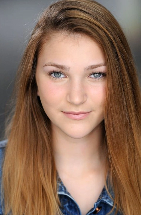 Zoe Larkin | English Voice Over Wikia | Fandom