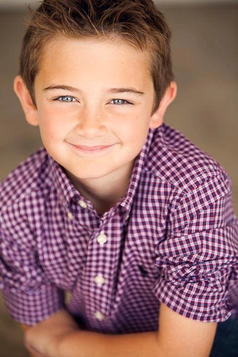 Zachary Schott | English Voice Over Wikia | Fandom