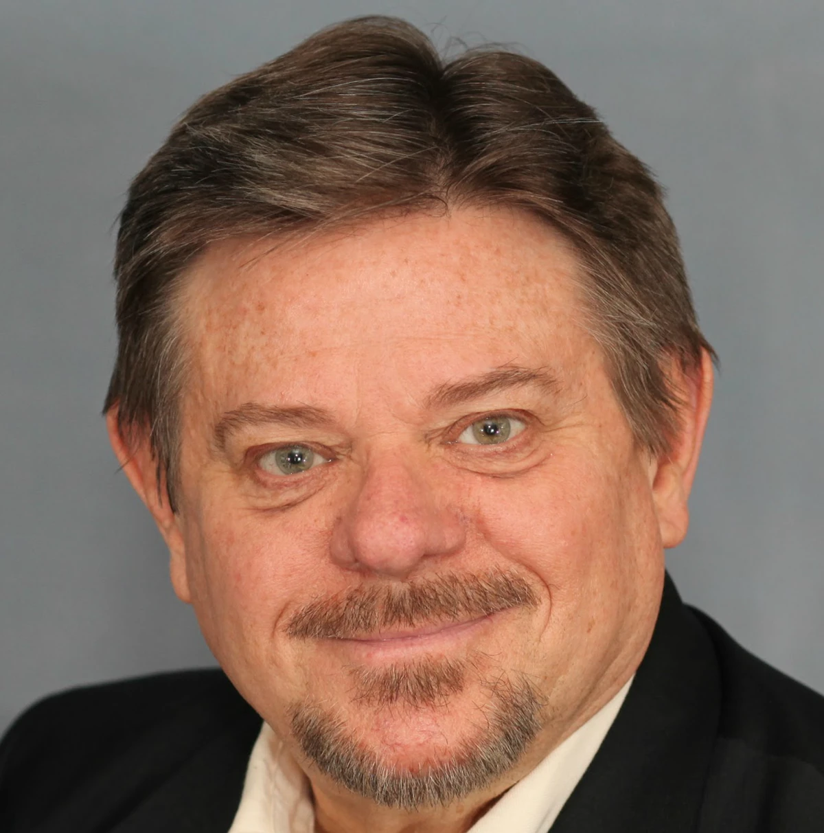 Robert Lydiard | English Voice Over Wikia | Fandom