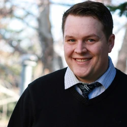 Brett Bauer | English Voice Over Wikia | Fandom