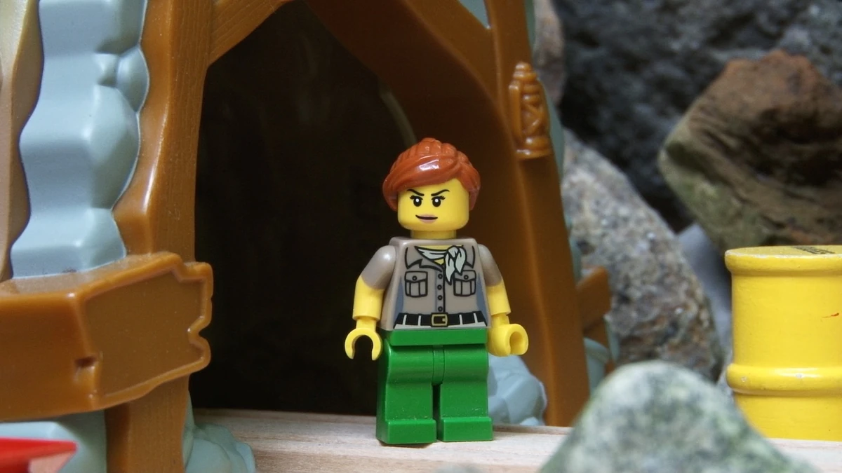 Jenny Packard | Enterprisingengine93 Wiki | Fandom