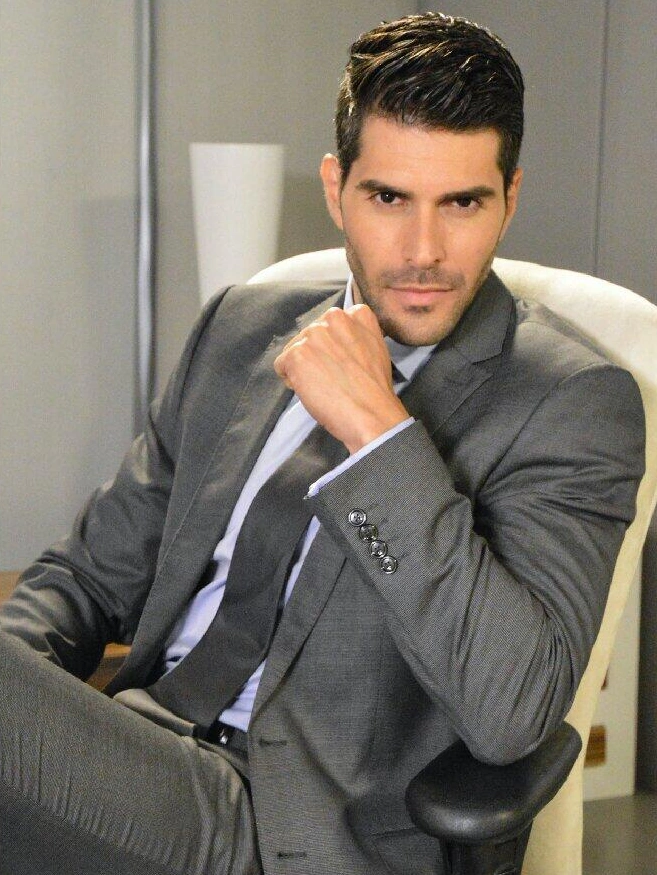 Juan Pablo Llano | Wiki Eon (Films y TV Series) | Fandom