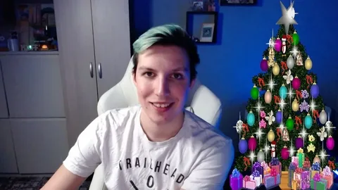 Micah Yujin | Error143 Wiki | Fandom