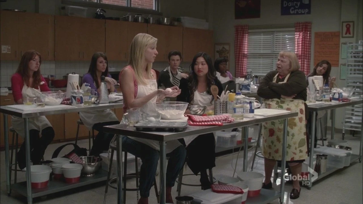 Clase de Cocina | Wiki Glee | Fandom