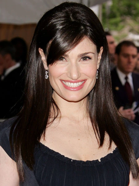 Idina Menzel | Wiki Glee | Fandom