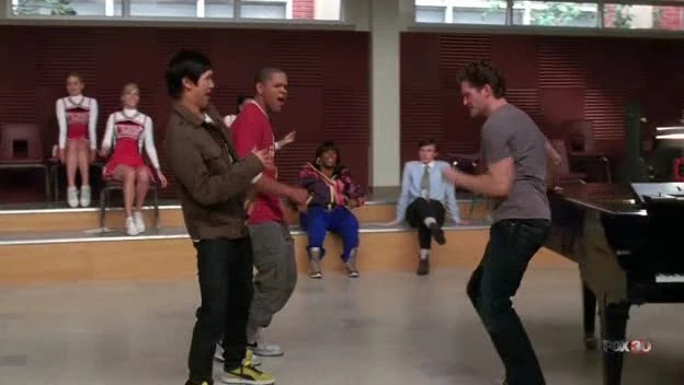 Bust a Move | Wiki Glee | Fandom