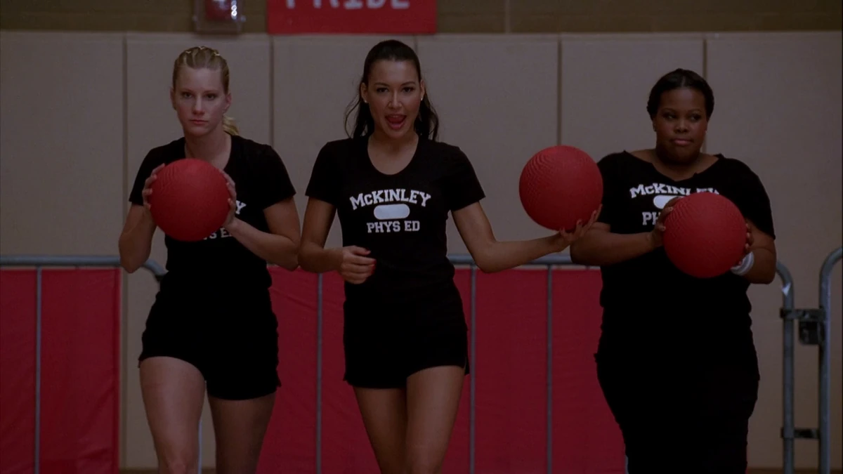 One Way or Another/Hit Me With Your Best Shot | Wiki Glee | Fandom