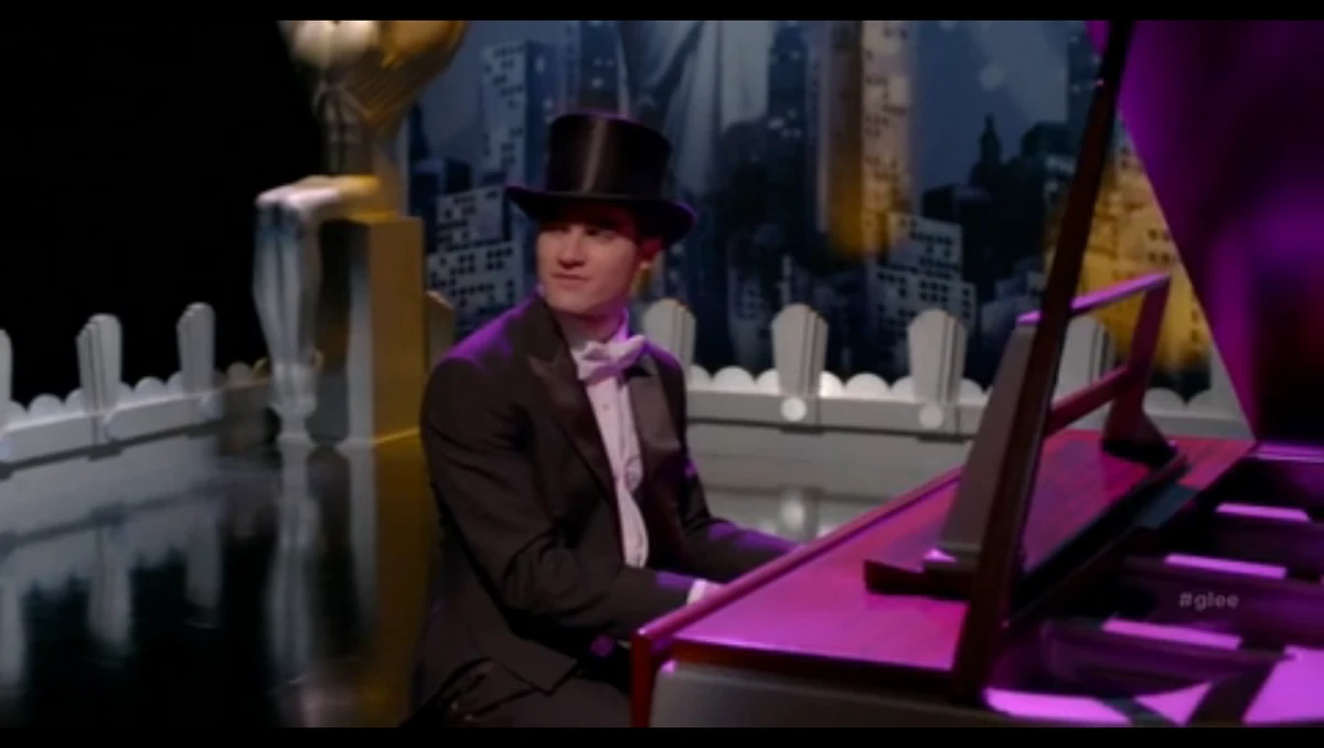 Arthur's Theme | Wiki Glee | Fandom