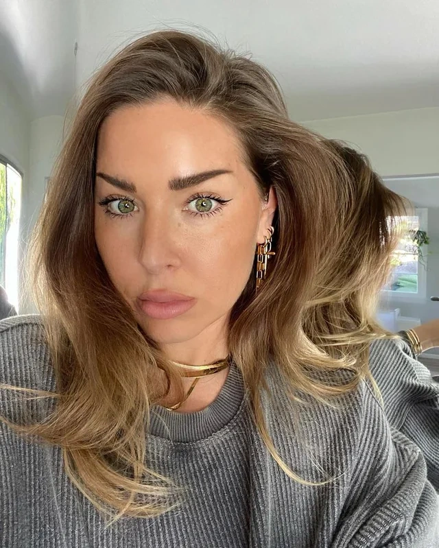 Alexandra Locke | Escape the Night MW Wiki | Fandom