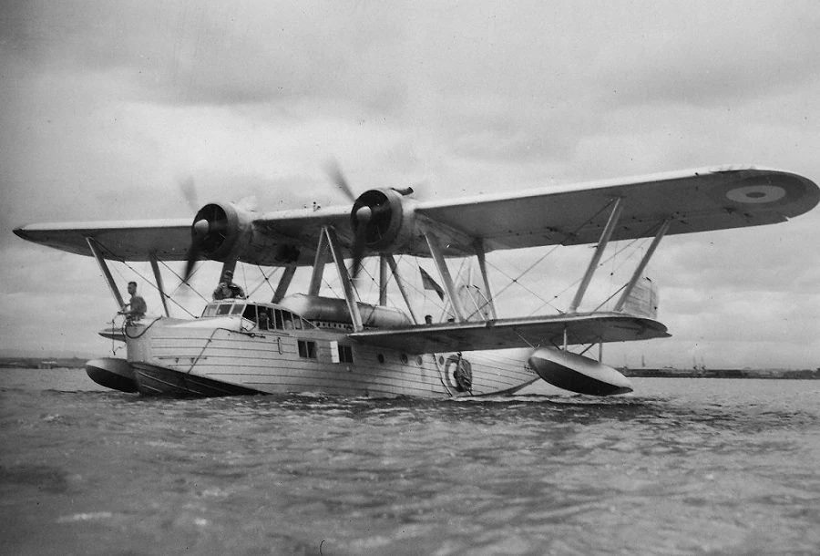 Saunders Roe London | Militaria Wiki | Fandom