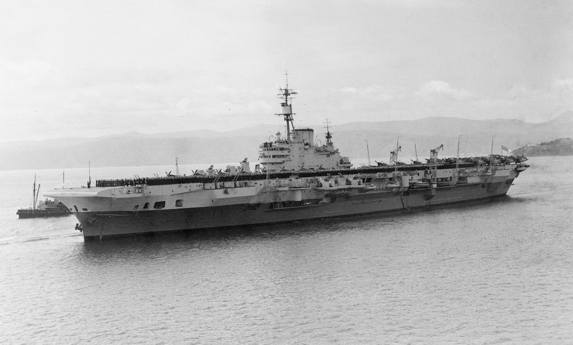 Indefatigable (R10) | Militaria Wiki | Fandom