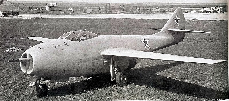 Mikoyan-Gurevich MiG-9 | Militaria Wiki | Fandom