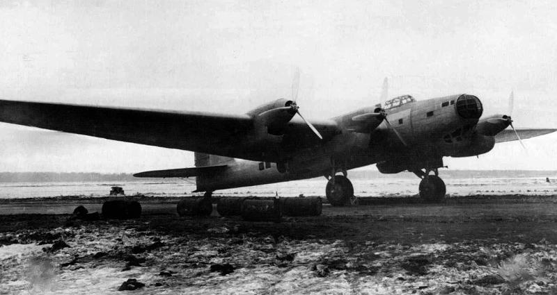 Petlyakov Pe-8 | Militaria Wiki | Fandom