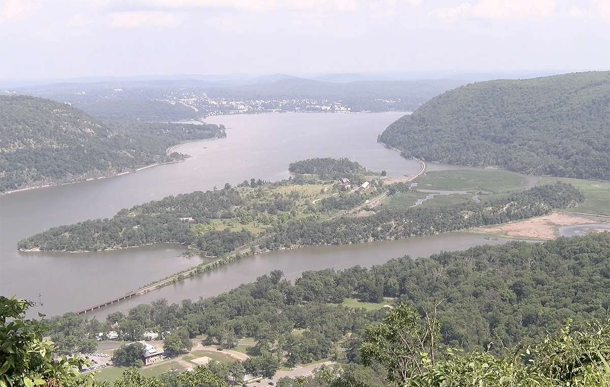 Iona Island | Esteem Education Wiki | Fandom