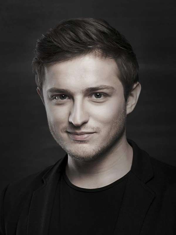 Christopher Rajaveer | Estonian Dubbing Wiki | Fandom